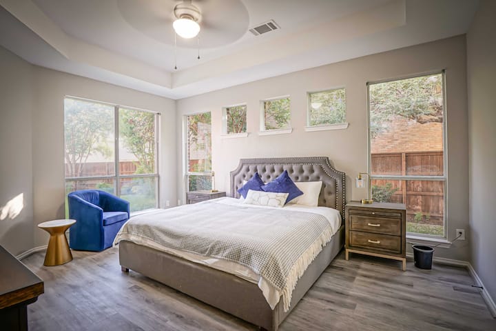 Modern 4br Gem On Goliad | 1st Flr Bedroom E#41763 - Frisco, TX