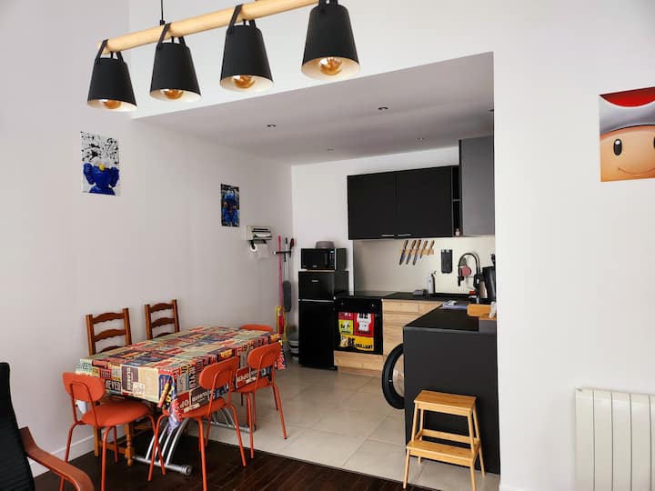 Dépendance Cosy De 52 M² Pour 1 à 5 Personnes - La Courneuve