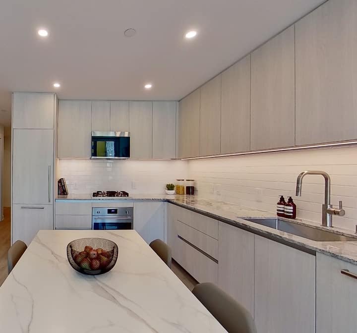 Level Long Beach - Gorgeous Jr. 2bd Suite - Long Beach, CA