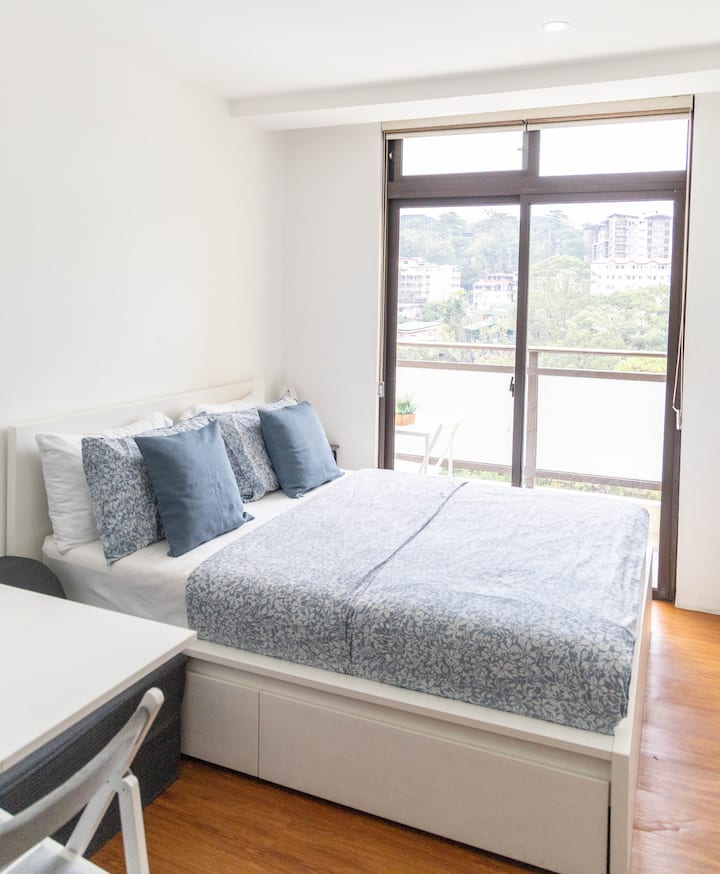 Centrally-located Studio In Baguio - Baguio