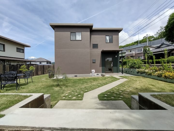 Former Police Officer Official Residence - 秦野市