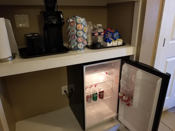 Comfortable Apt  | 2 Rooms - 2 Beds - 2 Couches - San Antonio, TX
