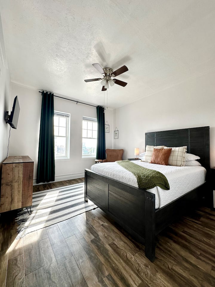 Lux One Bedroom 5c | Full Kitchen - Sioux Falls, SD