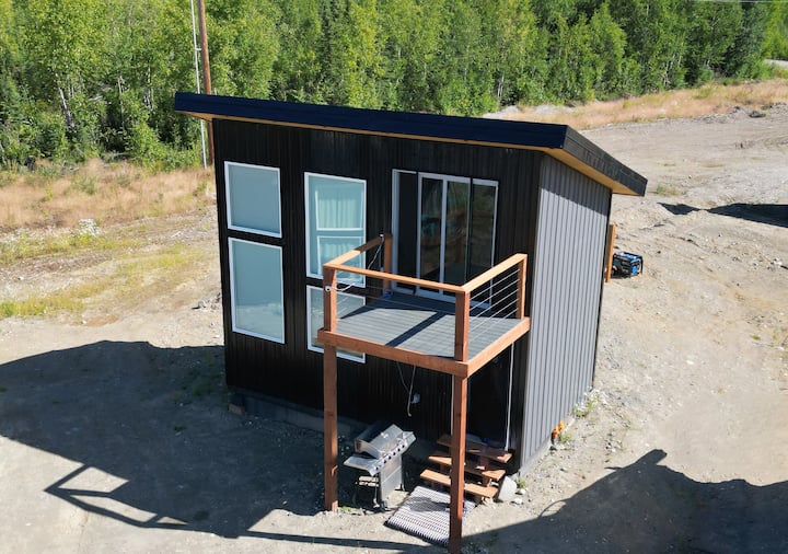 Beautiful Lofted Tiny House - Alaska
