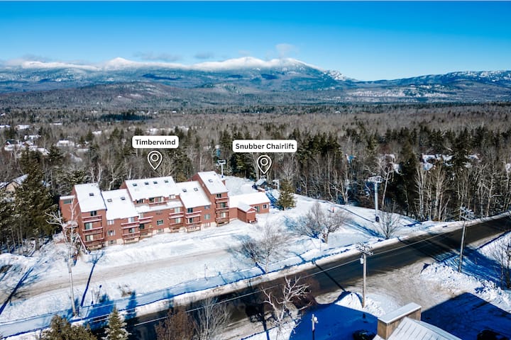 Ski In Ski Out, Studio Condo, Lift Right Outside! - Carrabassett Valley, ME