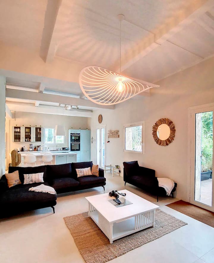 Villa Les Pervenches, Piscine Chauffée & Clim 7p - Toulon