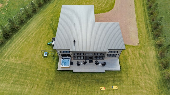 Hot Tub | Pet Friendly - Stunning Riverside Escape - Prince Edward Island