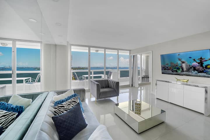 Velvet Sky! Water & Park Views! - Miami