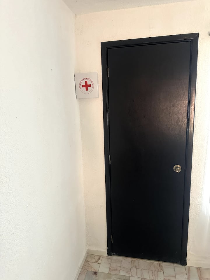 Habitación En Cancún Centro - Ado (Blanco) - Cancún