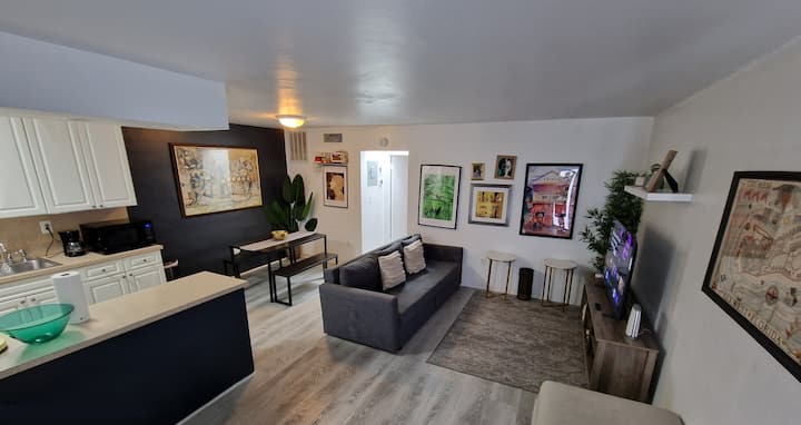 Apt Sobe Free Parking & Balcony 5 Min To Ocean Dr. - South Beach