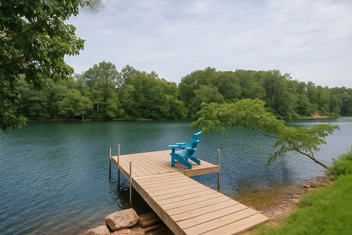Lakeside Serenity Hot Tub Lake Sauna Dog Friendly - Harpers Ferry, WV