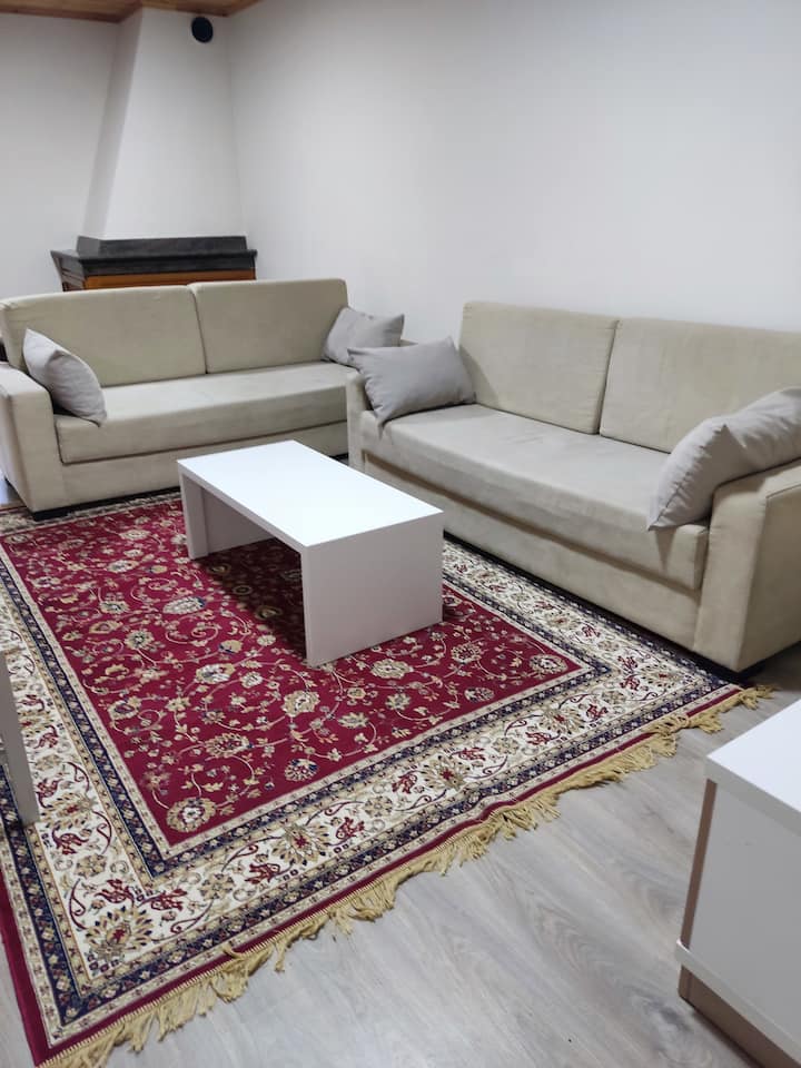 Apartment For 6 People - Sarandë