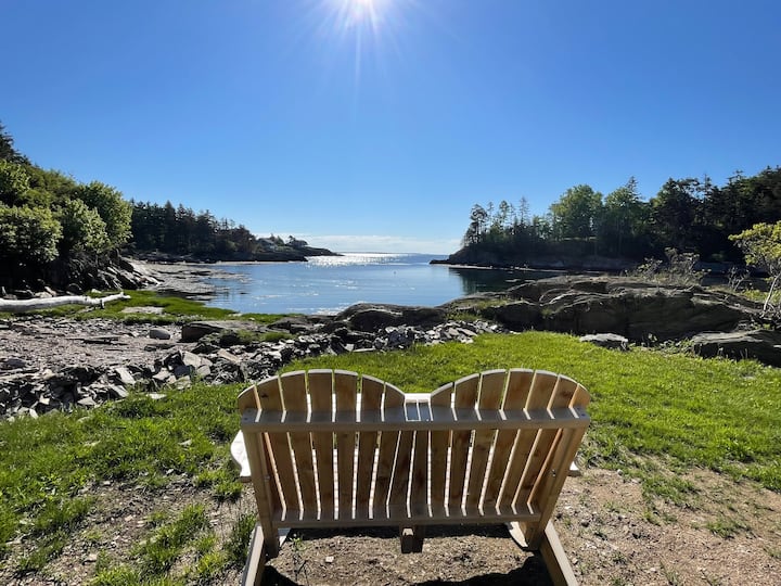 Johnson Homestead - Family Friendly, Ocean View! - Harpswell, ME