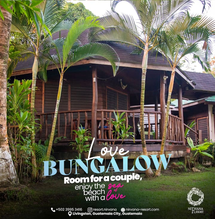 Romantic Bungalow Oceanfront! - Lívingston