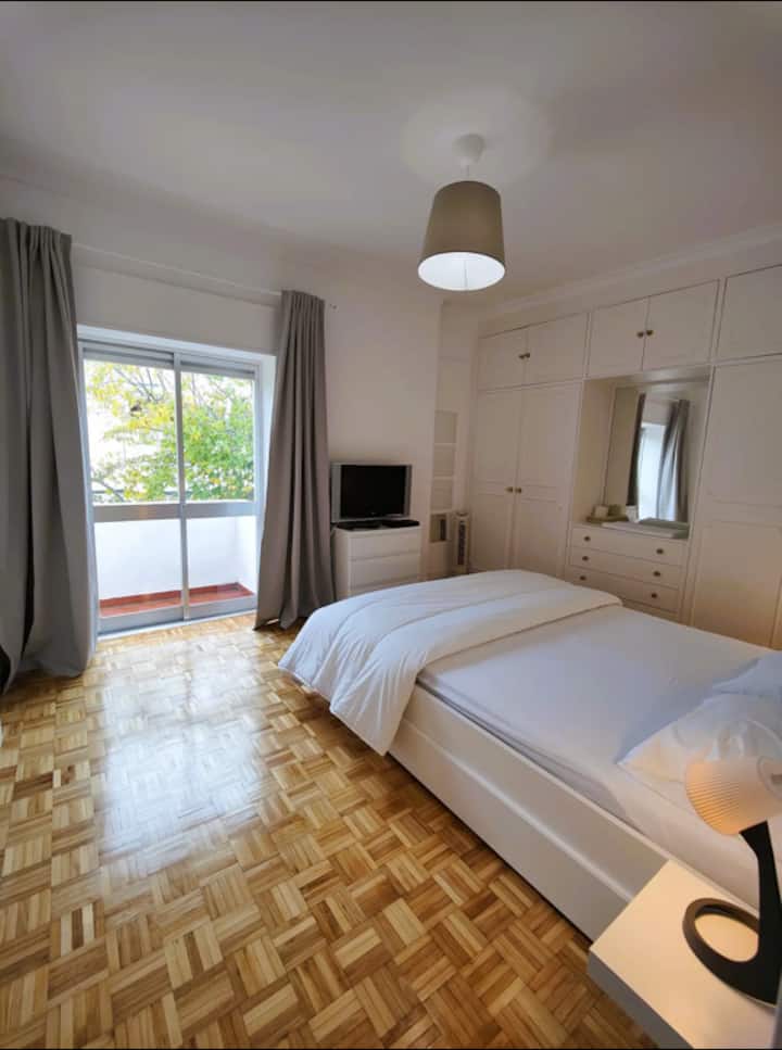 Luizya Room ¶ Amazing Typical Room In Faro City! - Faro