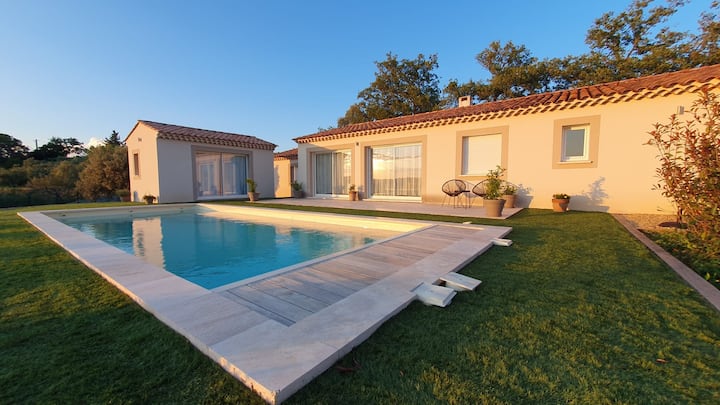 Tiny House Dans Les Oliviers, Avec Jolie Piscine - Draguignan