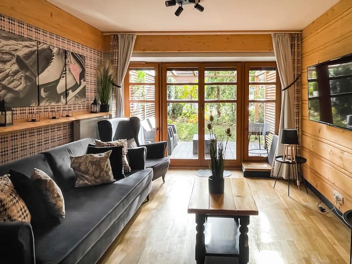 Stylish 3 Bedroom Apartment In Heart Of Zakopane - Zakopane