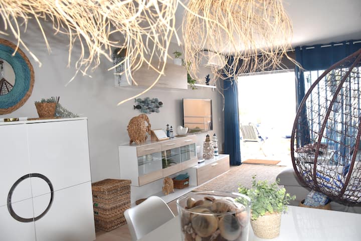 Seafront, 1 Min Beach, Pool, Port Aventura Salou - Salou
