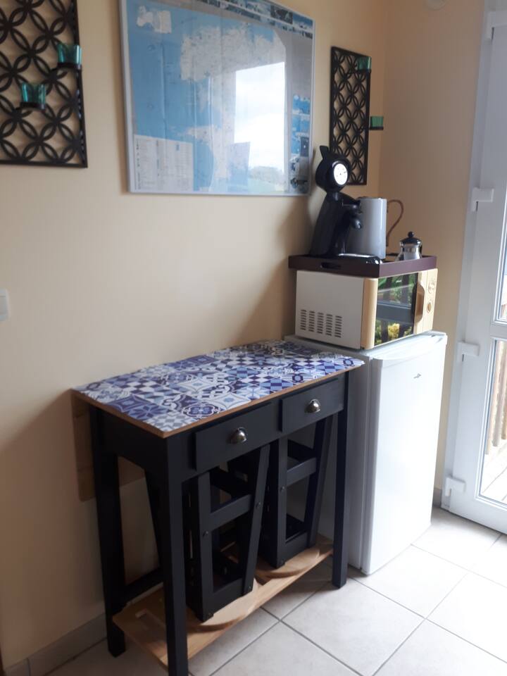Chambre : 3 Personnes Et Possibilité Lit Bb - Cléder