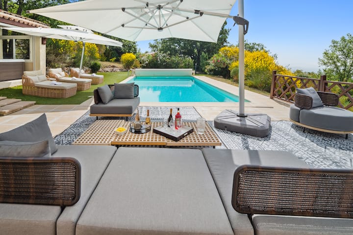 Villa Les Valérianes : Piscine, Jacuzzi, Panorama - Fayence