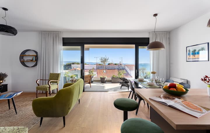 Hektor Apartment
• Sea View Terrace And Garage • - Split