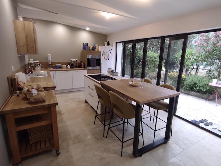 Jolie Maison En Garrigues Nîmoises - Nimes