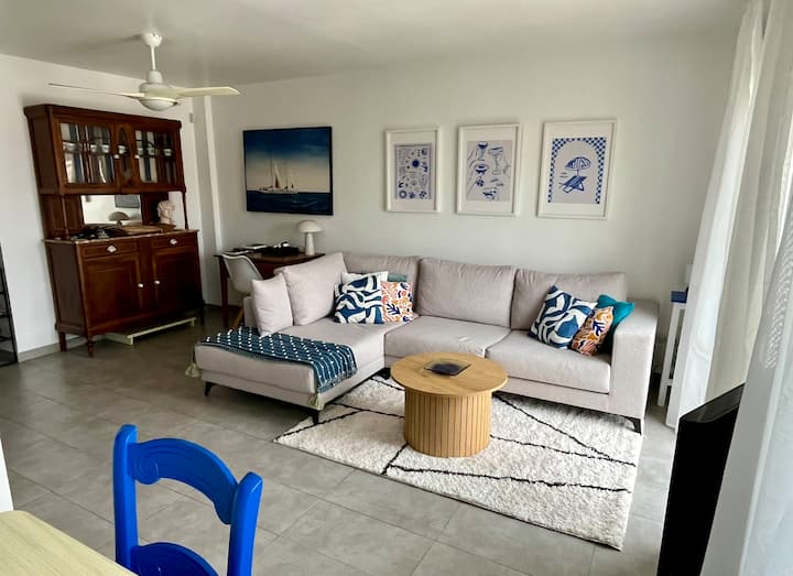 2 Bedroom/terrace/sea View/beach & Town Nearby - Torremolinos