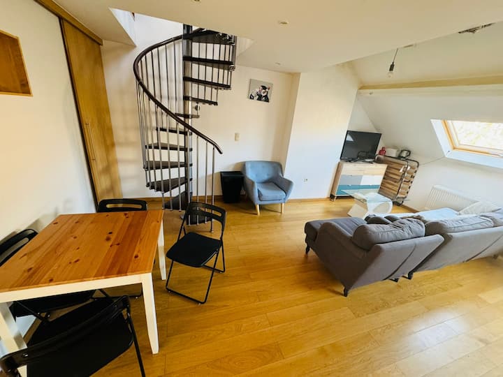 Appartement Lumineux Et Cosy Et Balcon - Anderlecht