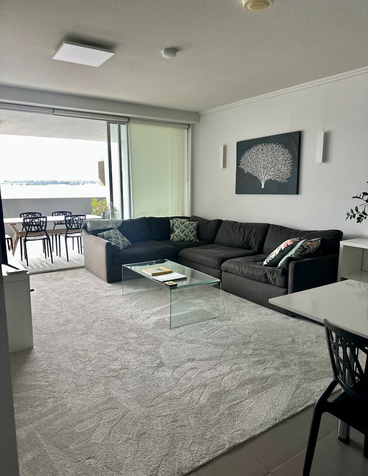 Hamilton Gem: Dining, Close To Airport - Balmoral