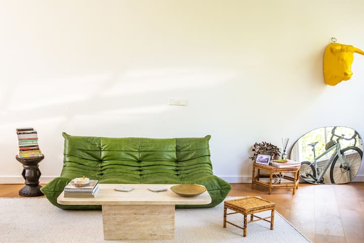 Large Private Room W/study In Amsterdam Centre - 암스테르담