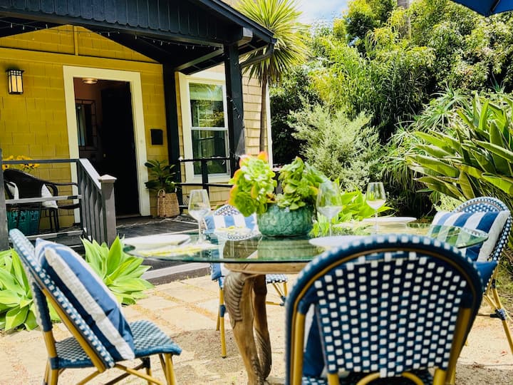 Garden Retreat Dwntwn Near Theatre Arts Dist-walk - Santa Barbara, CA