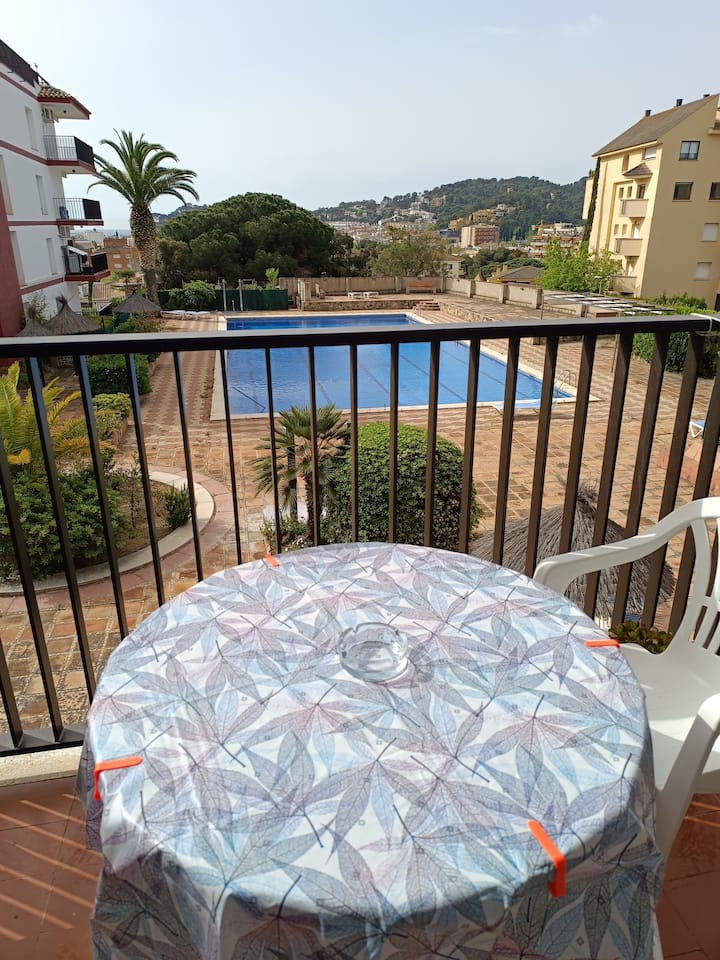 Apartamento En Costa Brava. Tossa De Mar. Piscina. - Tossa de Mar