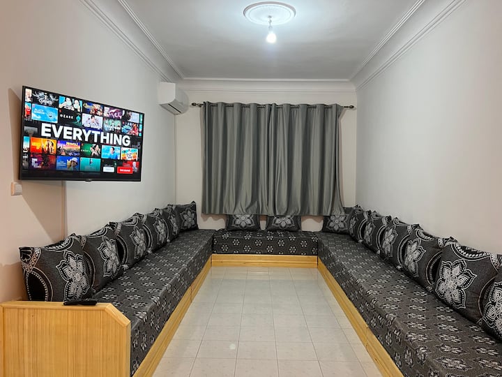 Appartement: Spacieux, Internet Fibre & A/c - Tétouan