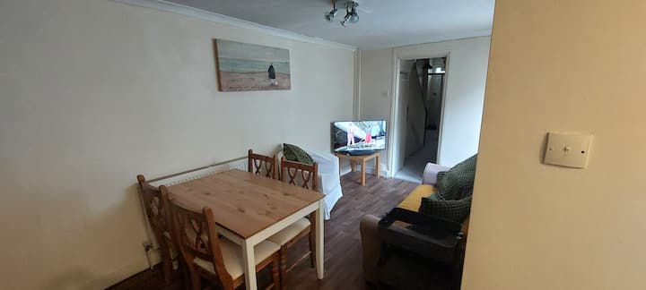 House Near Centre - Plymouth