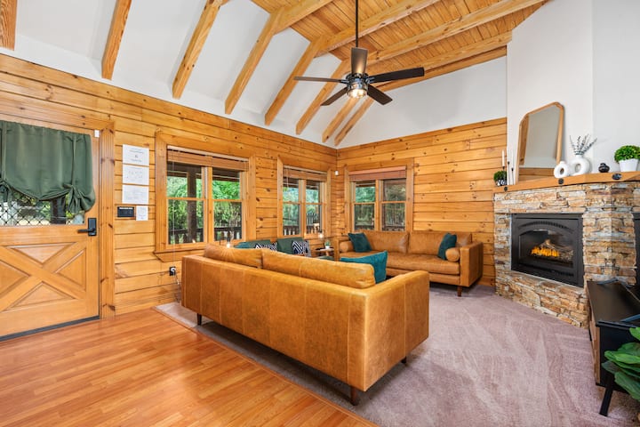 Private Estate W/ Epic Views Near Yosemite - Wawona, CA