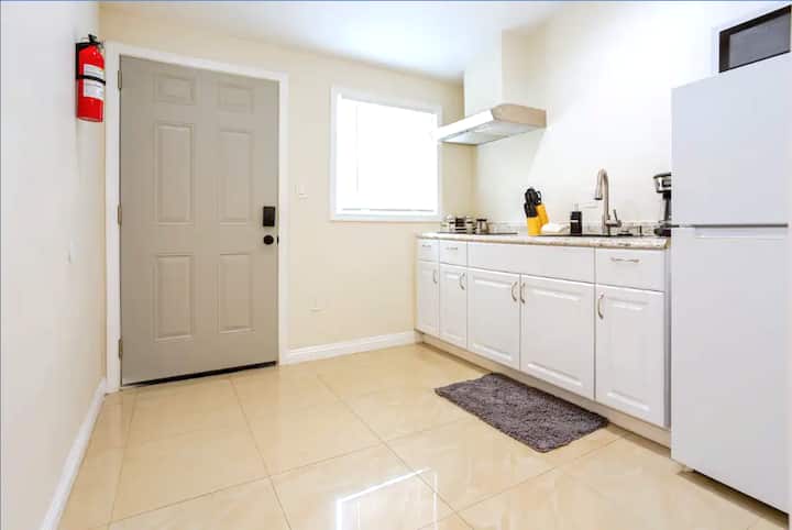 Spacious & Central Just 12 Min To Disney &Convcntr - Anaheim