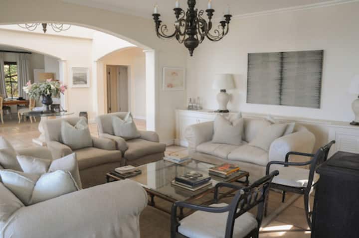 Luxury Plett Villa On Front-row Robberg Beach - Plettenberg Bay