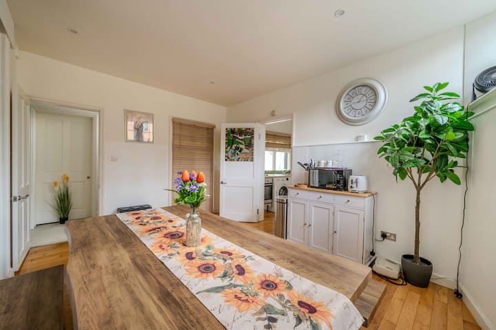 The Stable Block At Beaufort House - Bath