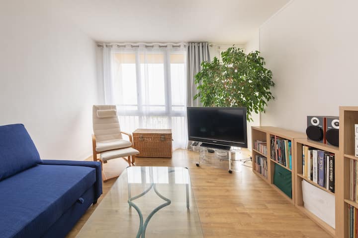Charmant Appartement. Chambre Vue Sur Tour Eiffel - Saint-Aubin
