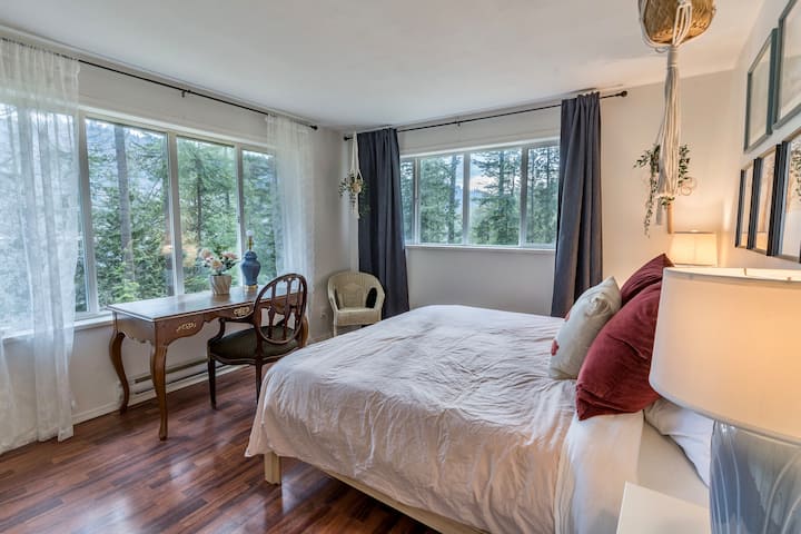 Starling Lodge (4) |Cape Carraholly Retreat - Port Moody