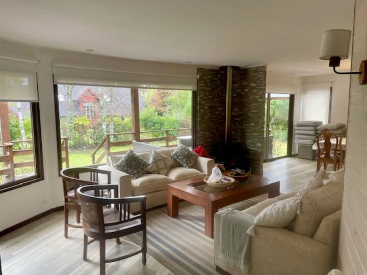 Acogedora Casa En La Puntilla, Villarrica - Villarrica