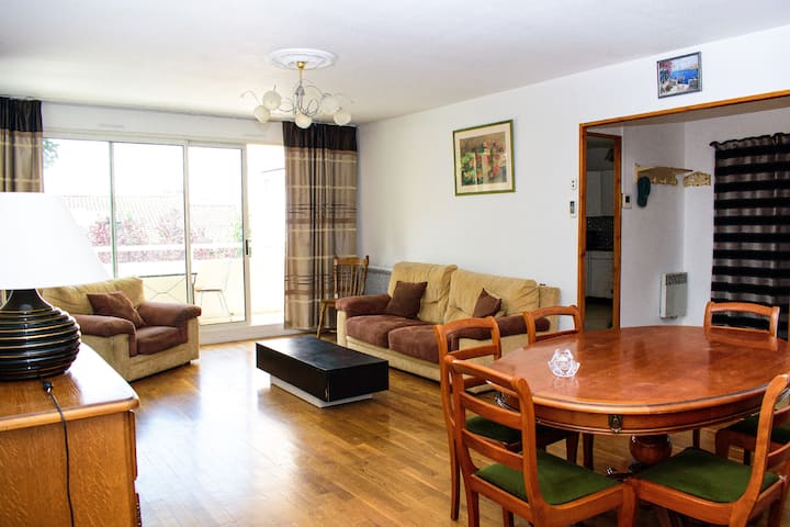 T3 Climatisé Avec Garage Privé - Lyon