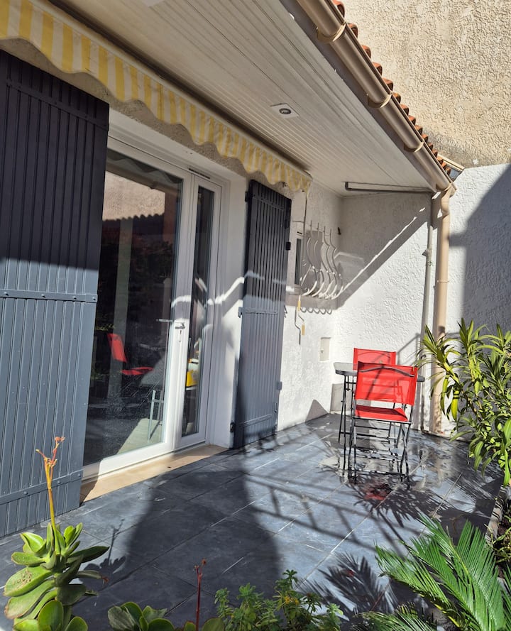 La Ciotat Au Calme
Studio éQuipé - La Ciotat