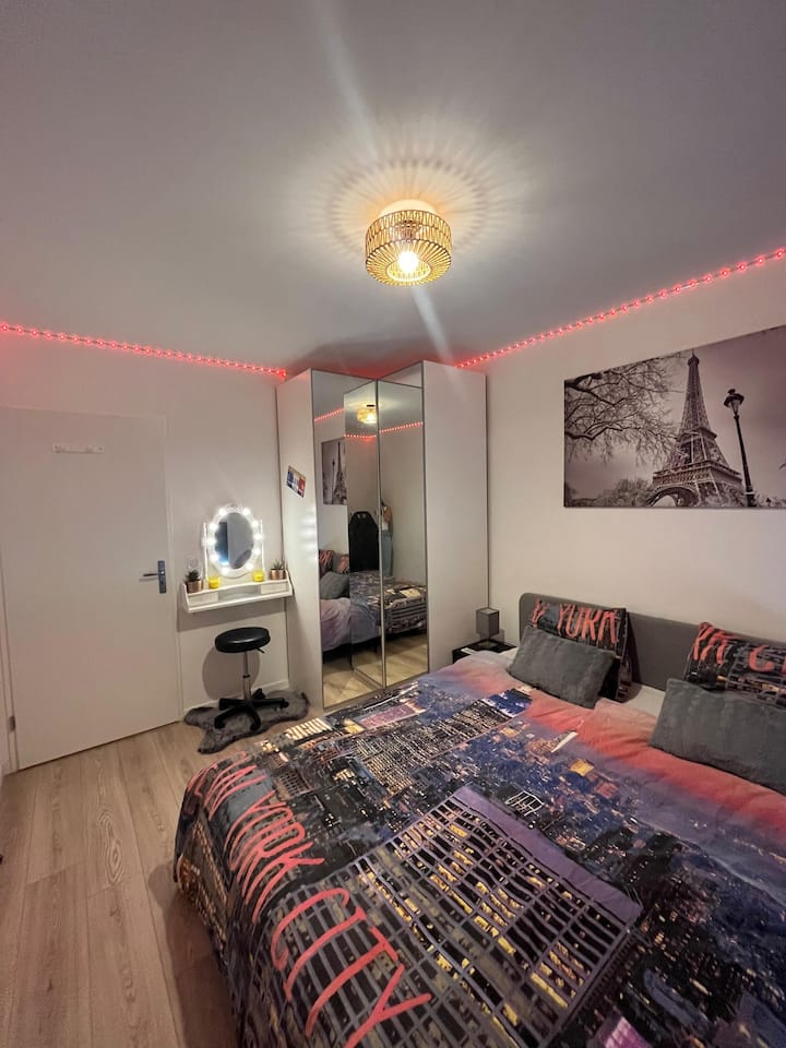 Luxury Stay•home Cinema+netflix+fast Wifi+metro14• - Cachan