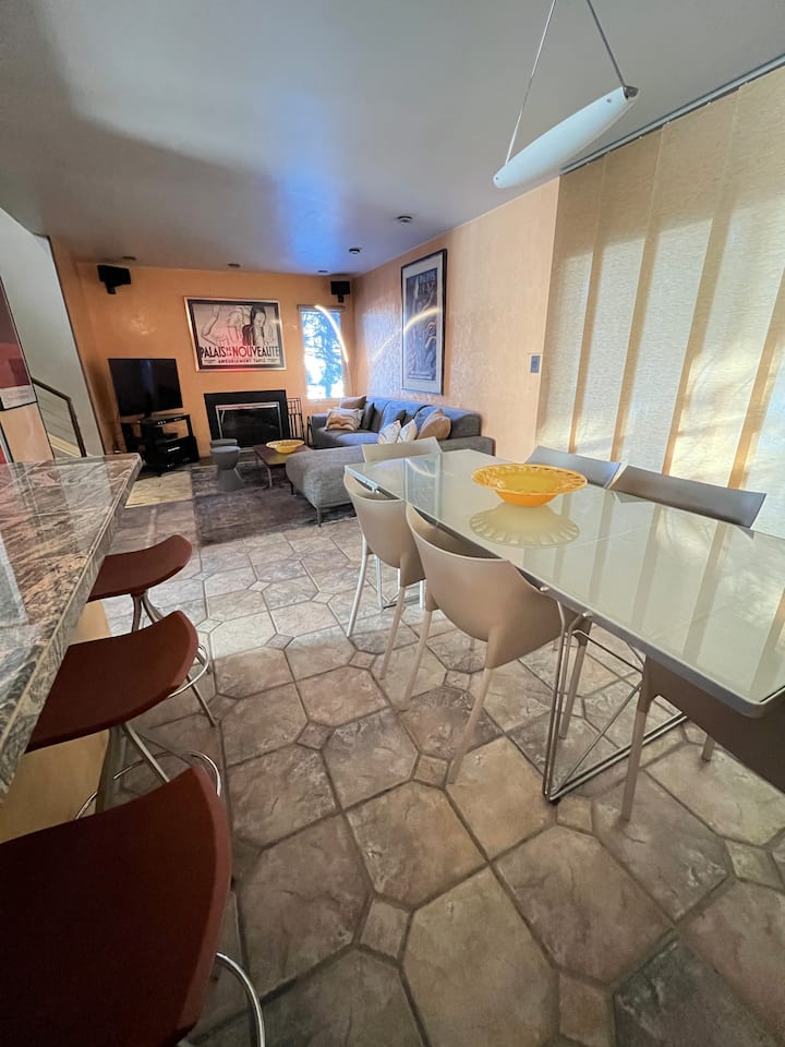 Cool Upscale 3 Br Townhouse Condo West End Aspen - Aspen, CO