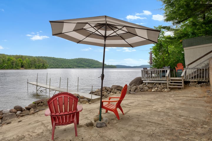 Schroon Lake Lakefront, Adirondack Home, Sleeps 8 - Adirondack, NY