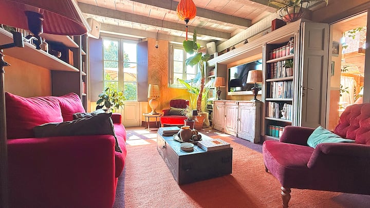 Charming Residence With Private Garden - Milano