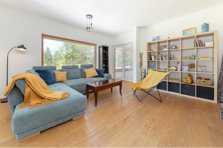 Apartment Kurešček For 6 | In Nature & Terrace - Podgora