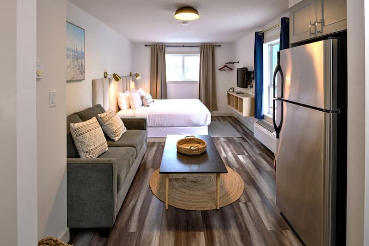 Studio King With Full Kitchen - 彭蒂克頓