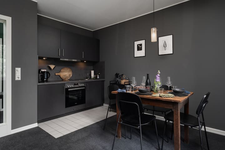 40m² Apartment Mit Kleinem Balkon/terrasse - Hamburg